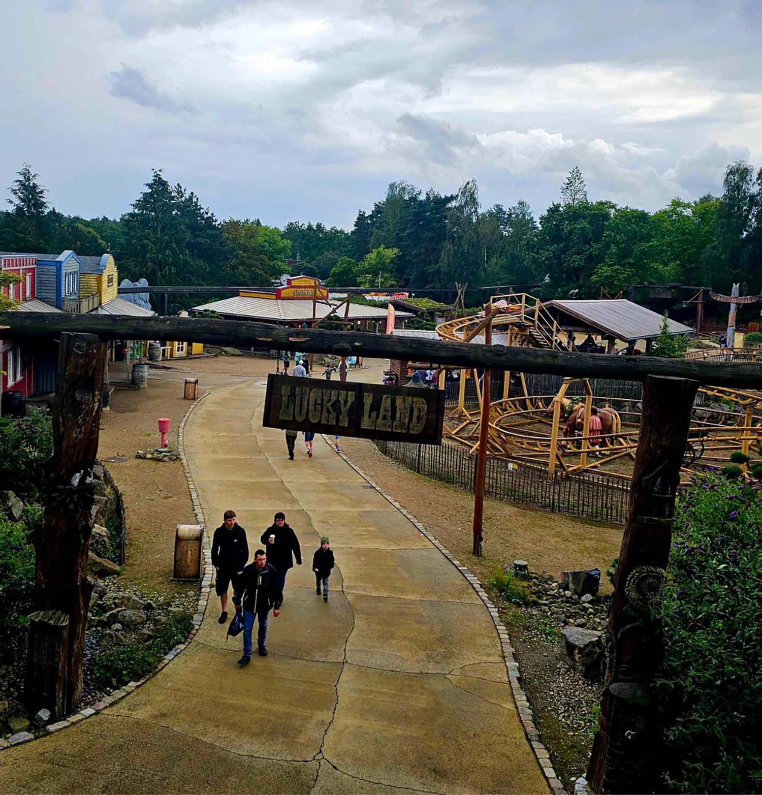 Heide Park - One of Germanys biggest amusementparks - Barnens Turistguide